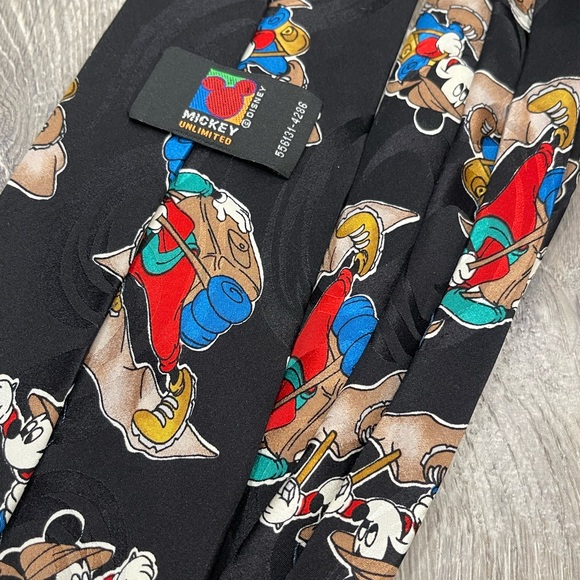 Disney | Accessories | Disney Mickey Mouse Goofy Mountain Climbing J4 ...